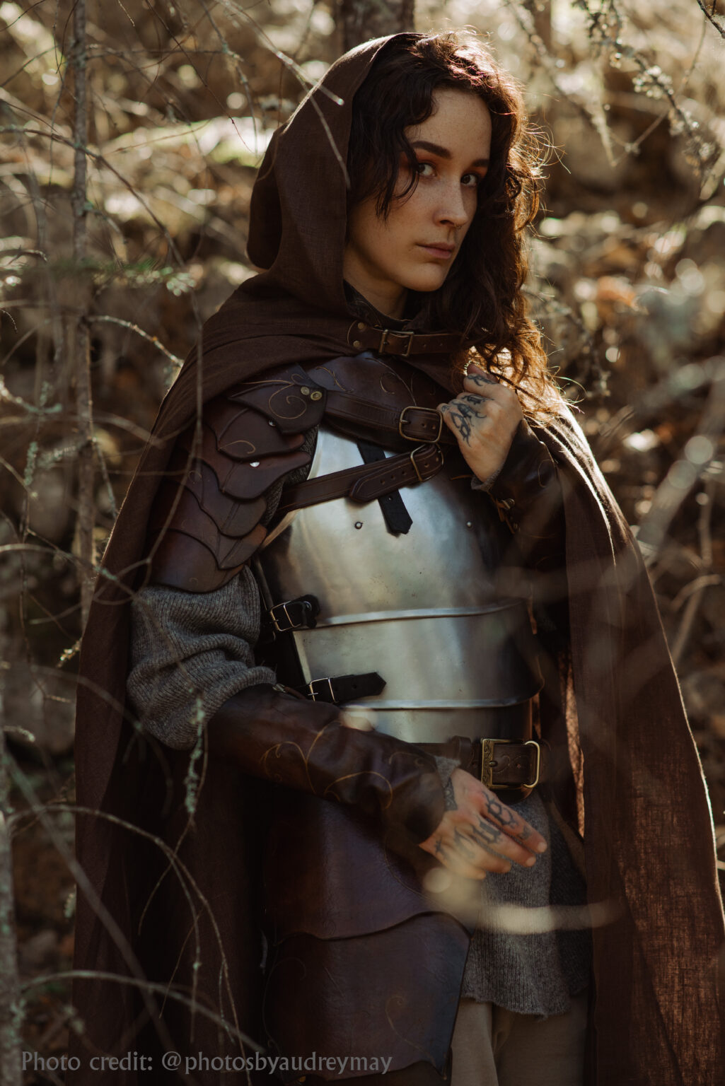 Linen Hooded Cloak – Grommet's Leathercraft