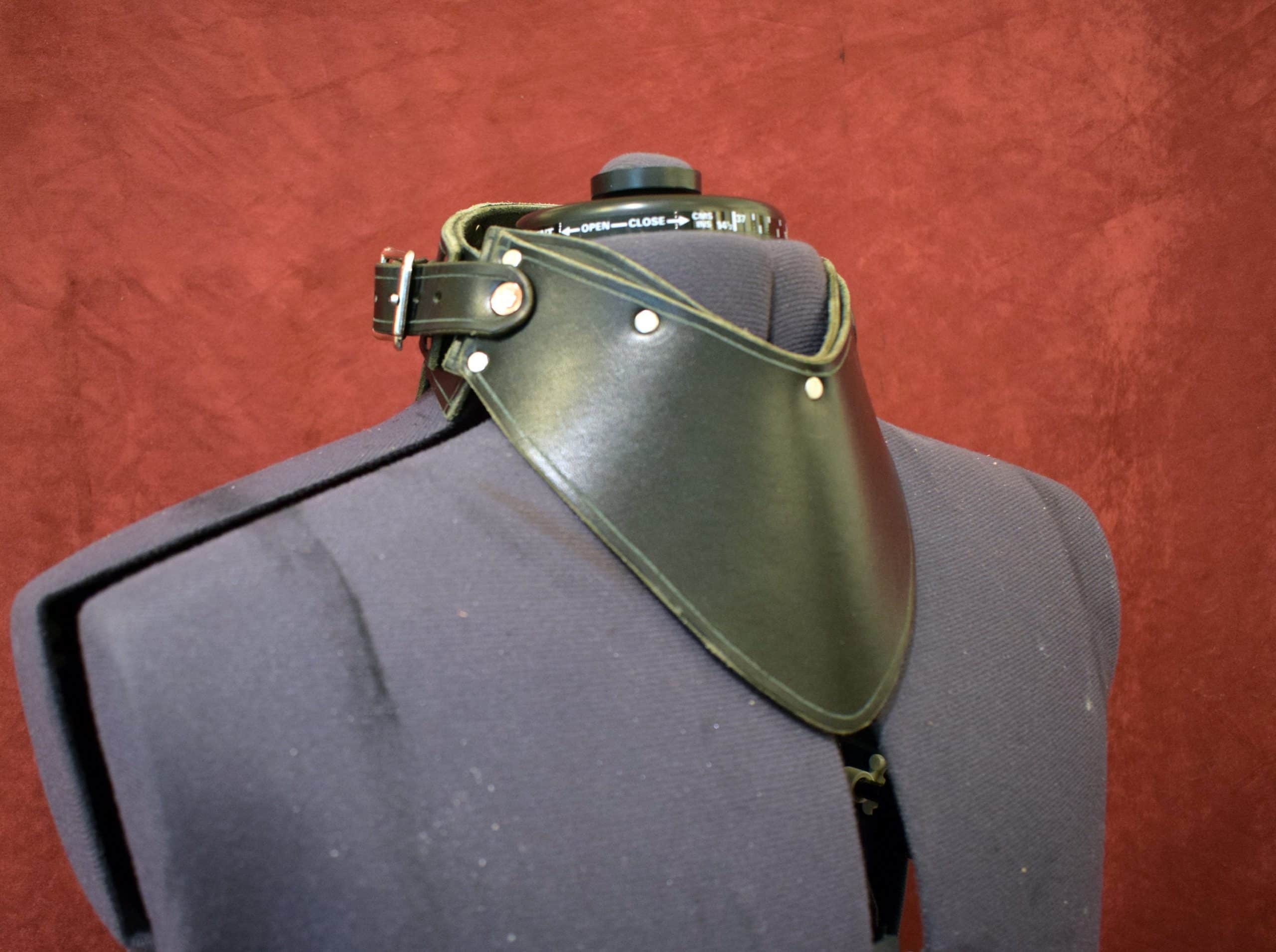 Handmade Leather Gorget Style 1 - Grommet's Leathercraft