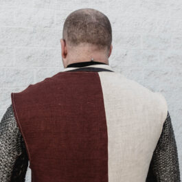 Linen Knights Surcoat – Grommet's Leathercraft