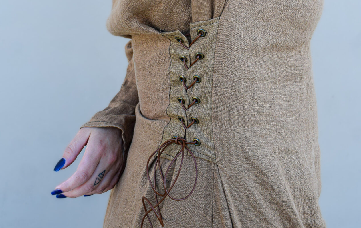 Side Laced Medieval Linen Dress – Grommet's Leathercraft