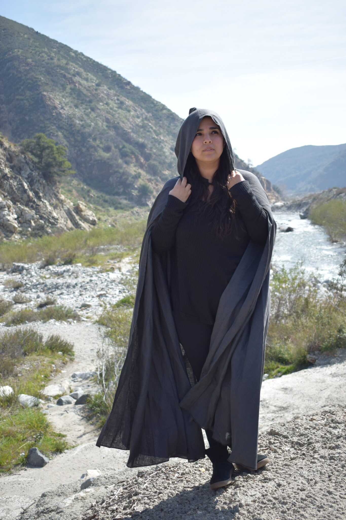 Linen Hooded Cloak – Grommet's Leathercraft