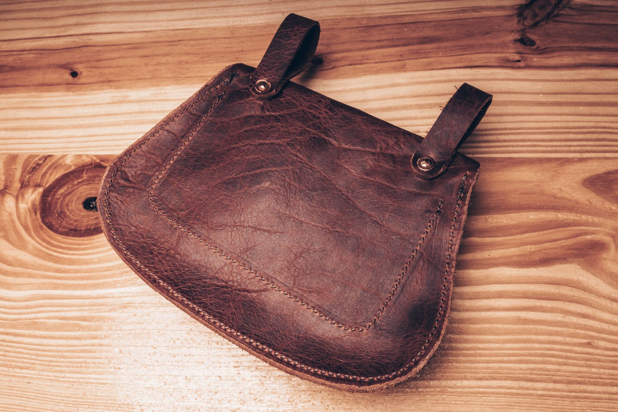 Leather Leaf Belt Pouch – Grommet's Leathercraft