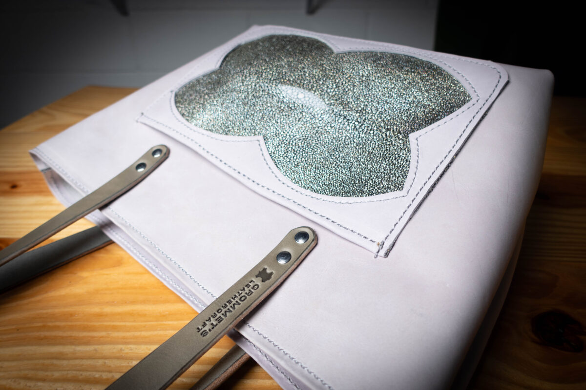 Gray Leather Tote With Silver Stingray Inlay – Grommet's Leathercraft