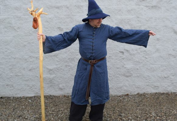 Linen Wizards Tunic – Grommet's Leathercraft