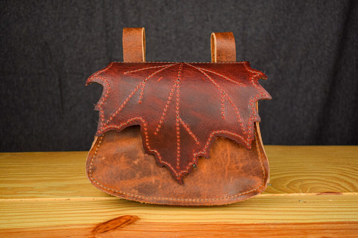 Leather Maple Leaf Belt Pouch – Grommet's Leathercraft