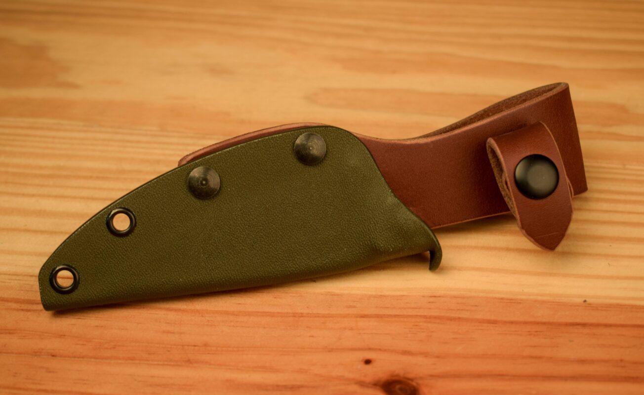 Kydex Sheath for the Benchmade Dacian – Grommet's Leathercraft